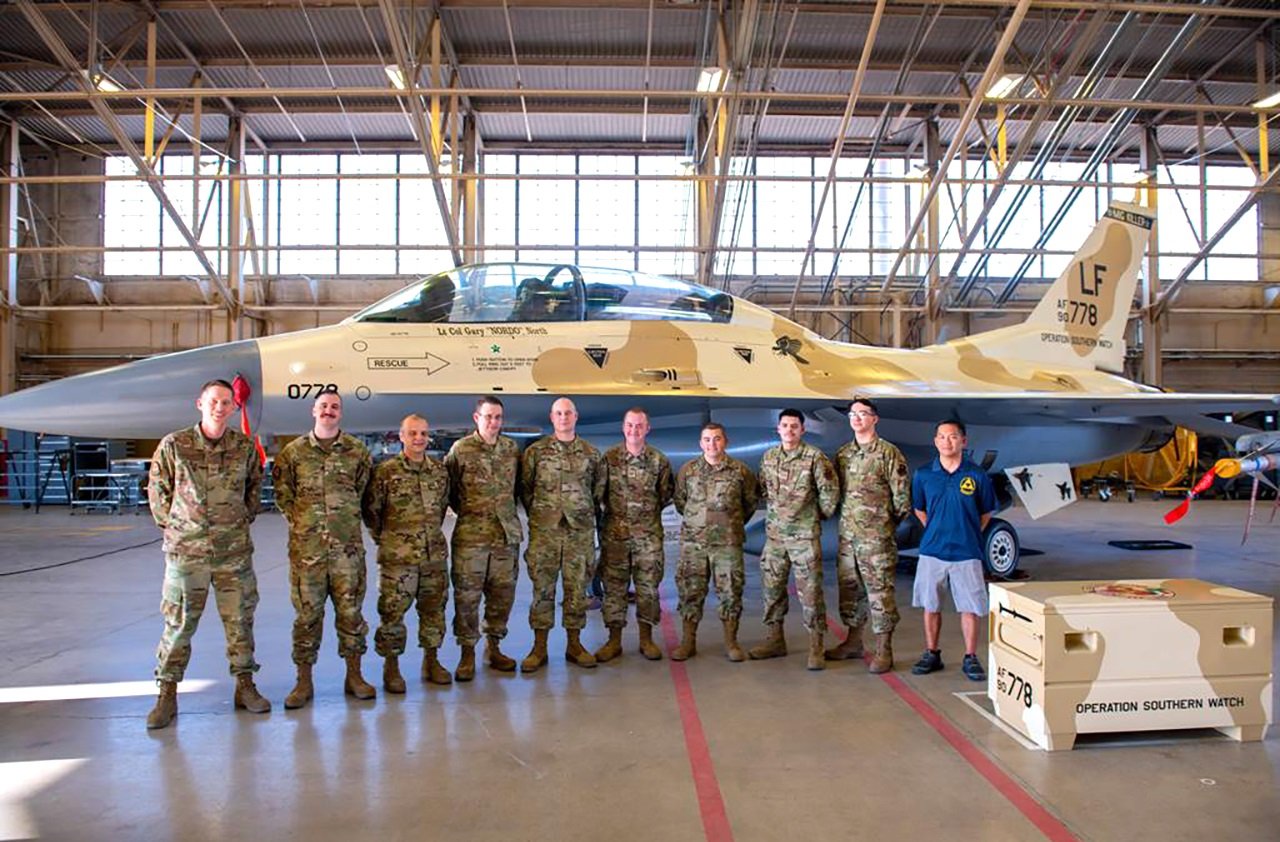 USAF "Mig Killer" F-16 receives heritage color scheme - PAF Falcons